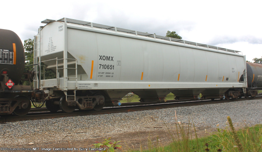 XOMX 710651 - Exxon Mobil Corp